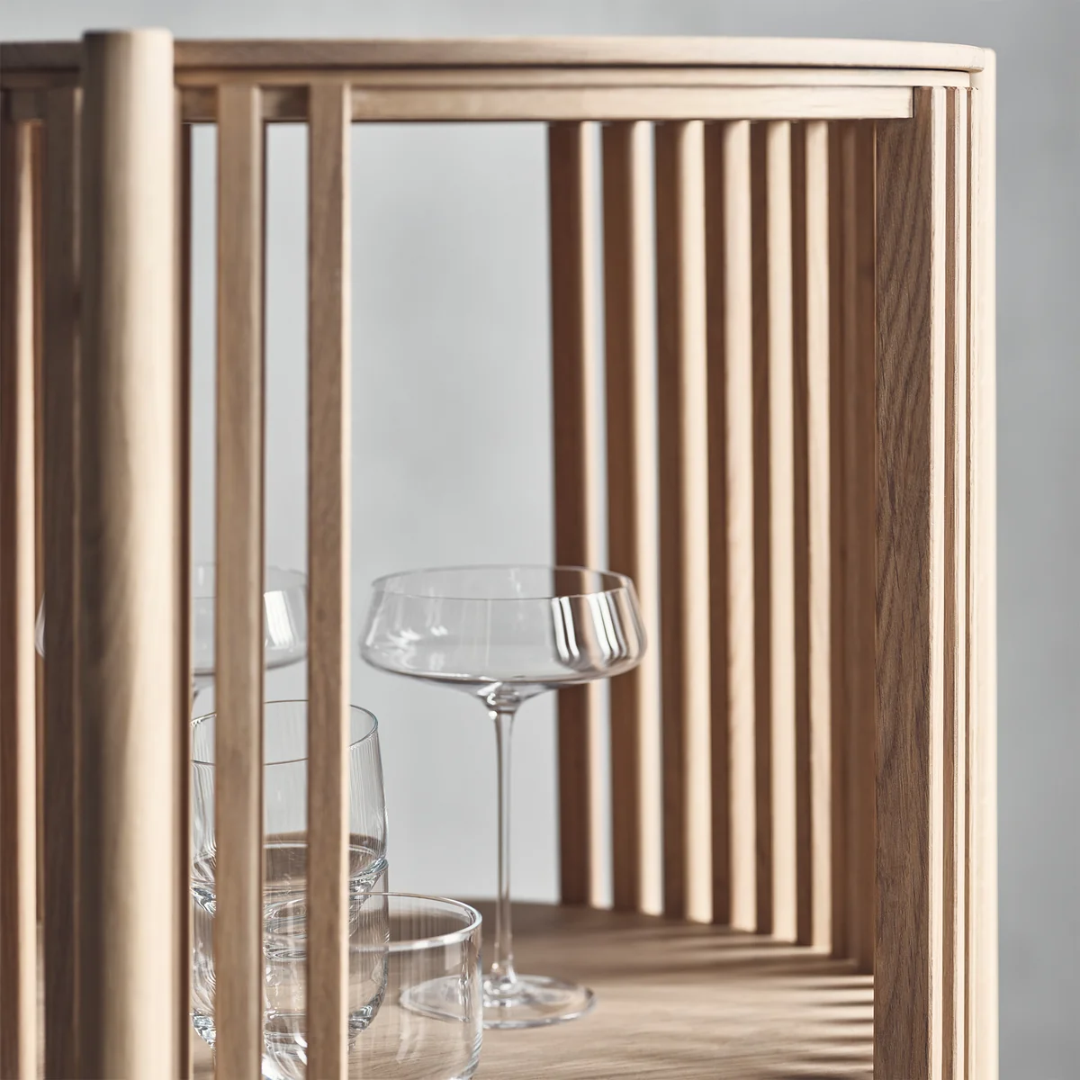 Story Bar Beistelltisch von Bolia | Connox