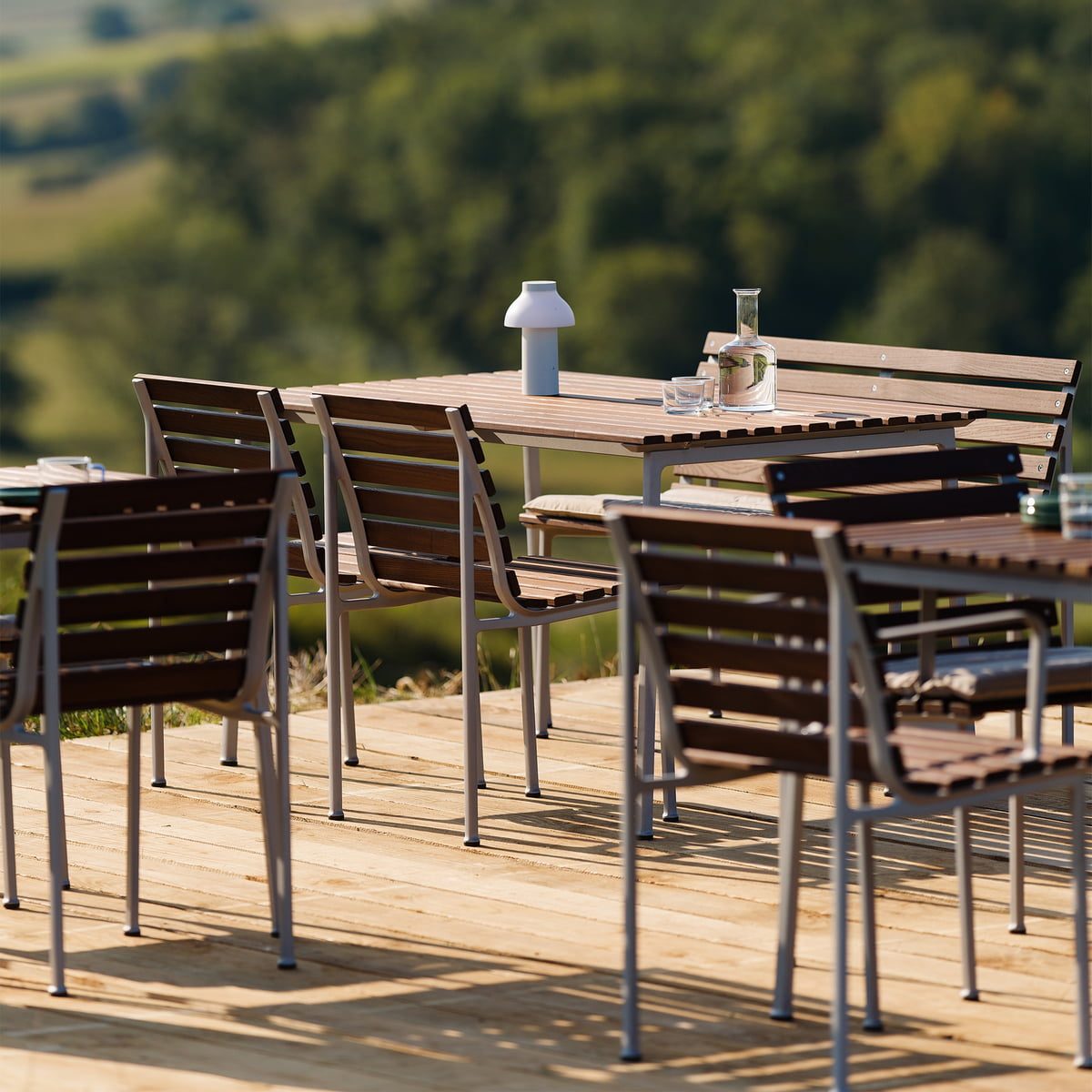 Traverse Outdoor Armlehnstuhl von HAY | Connox