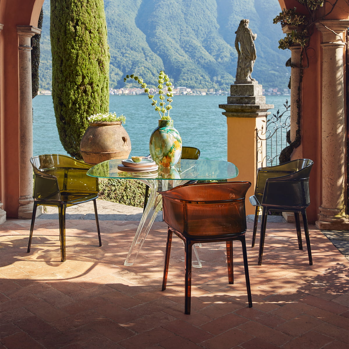 Papyrus Armlehnstuhl von Kartell | Connox