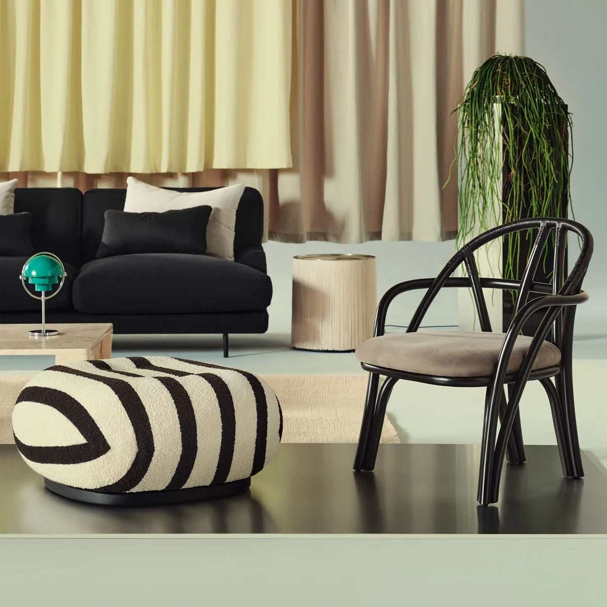 Bistra Lounge Sessel von Gubi | Connox