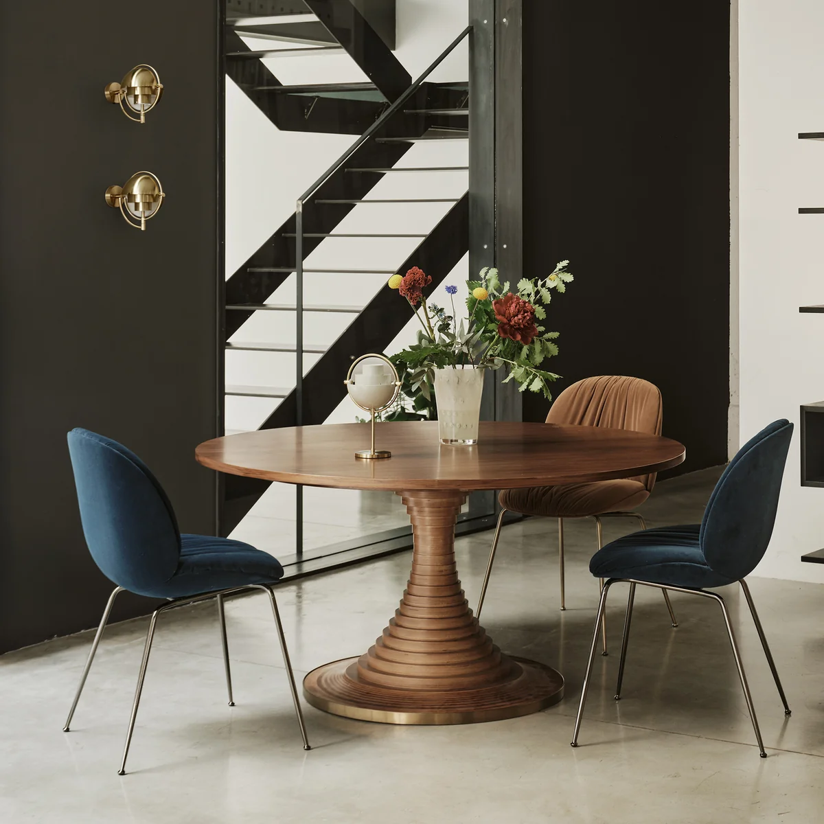 Beetle Soft Dining Chair von Gubi | Connox