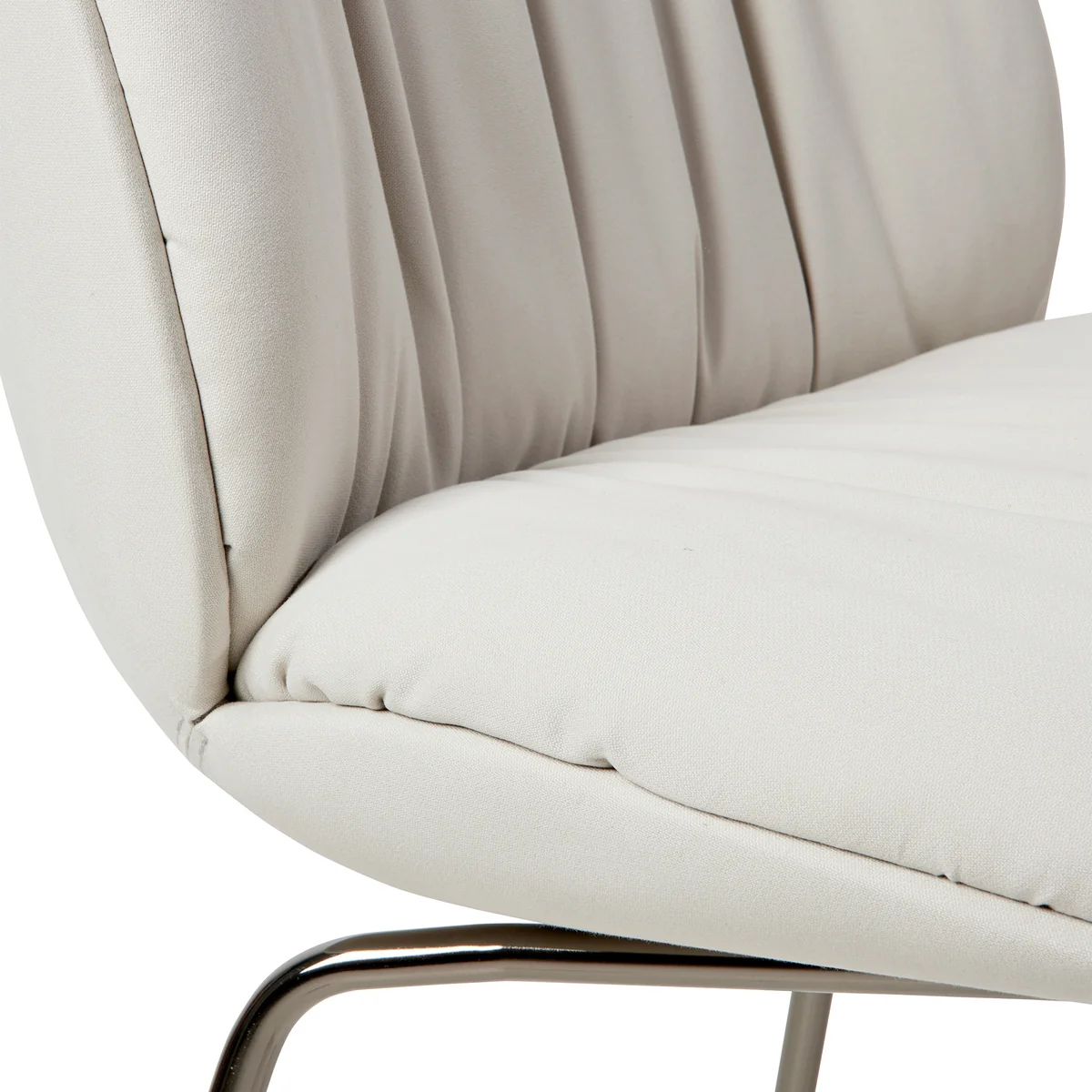 Beetle Soft Counter Chair von Gubi | Connox