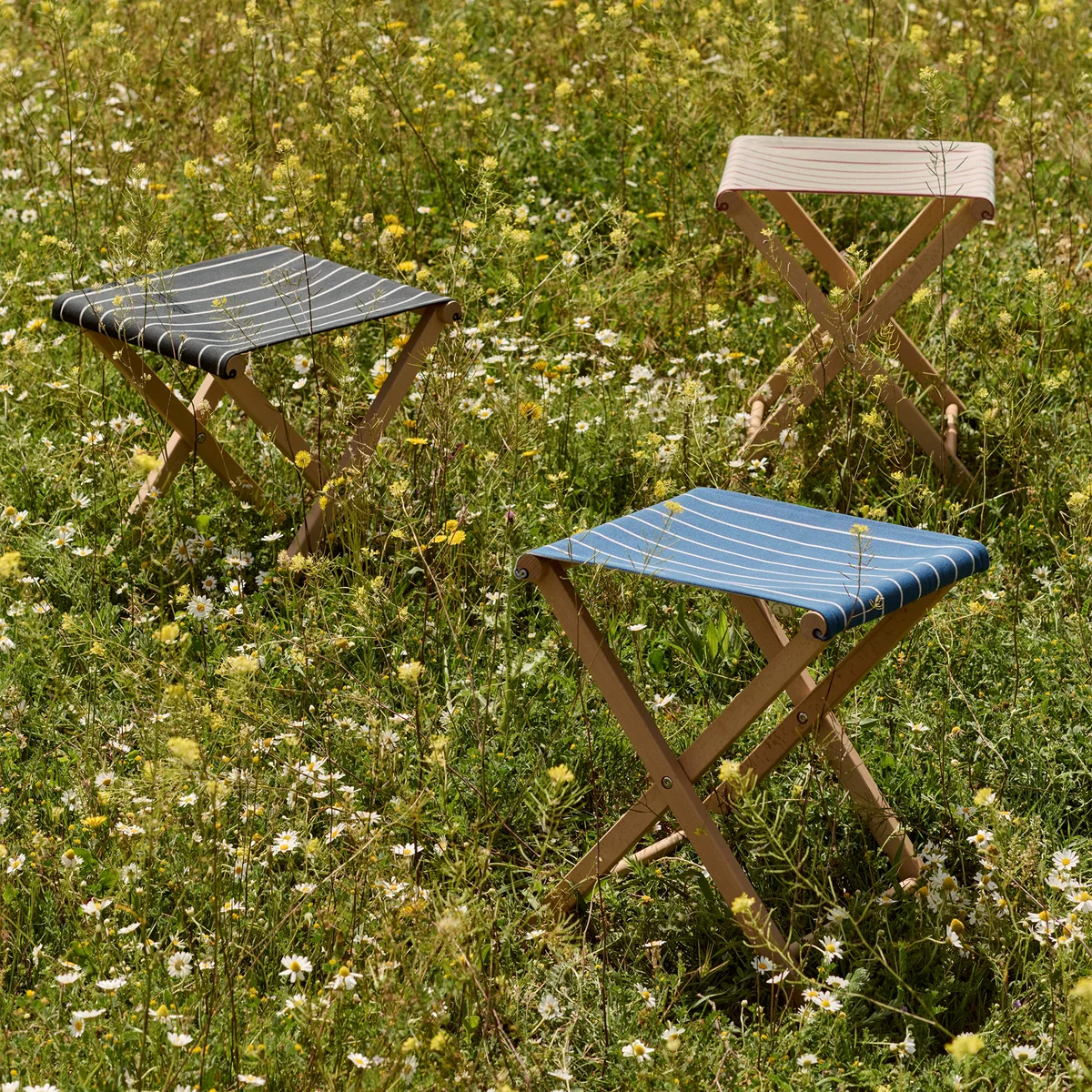 Schone Klapphocker Danisches Bettenlager Ebenbild